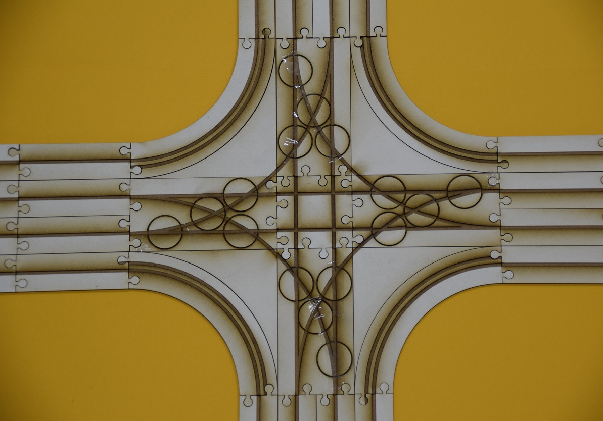 Krois-Modell Car-System 9034, Large crossroads in all directions